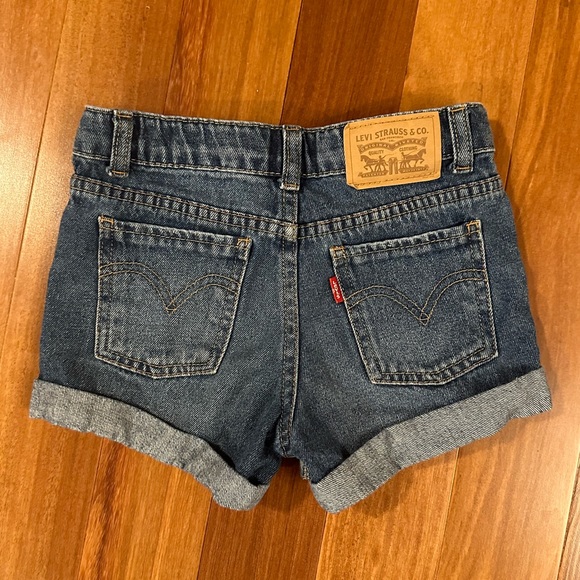 Levi's | Bottoms | Girls Levis Girlfriend Shorty Short Sz 6 Jean Shorts ...
